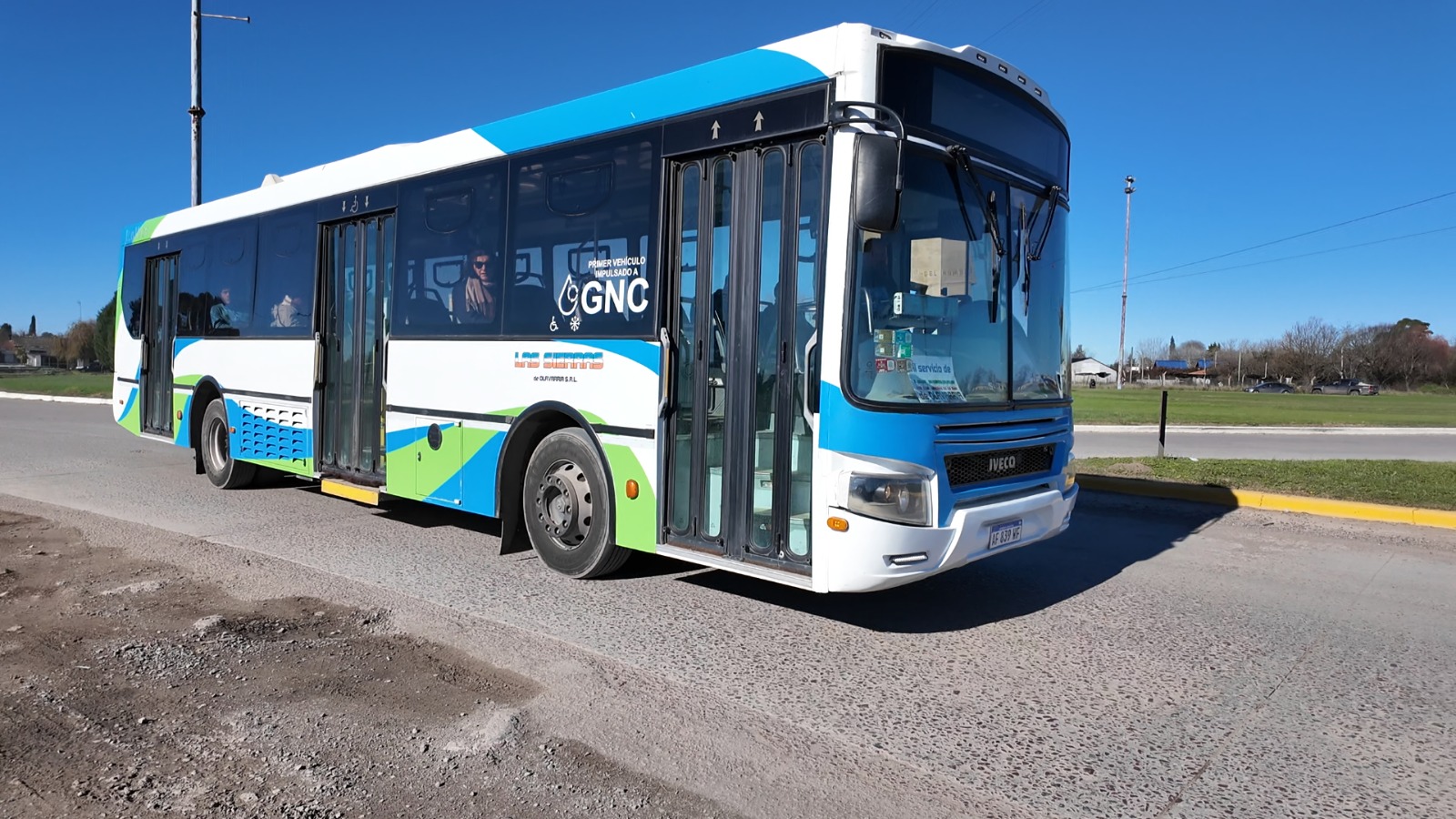 Las Sierras prueba un colectivo a GNC: Este lunes cubrió el servicio ...
